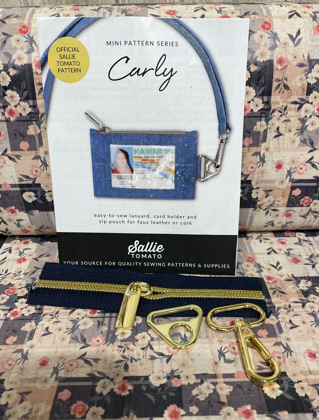 Kit B4000 - Carly - Pocket Card Holder/Lanyard – Mended Hearts Quilting ...