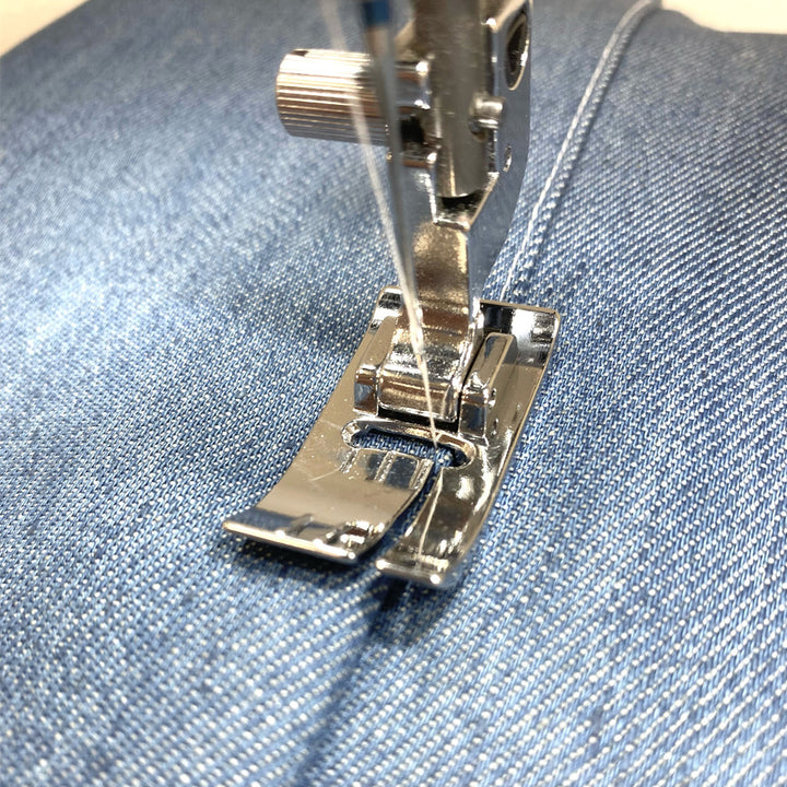 Janome Bi-Level Foot - 7mm – Mended Hearts Quilting & Boutique